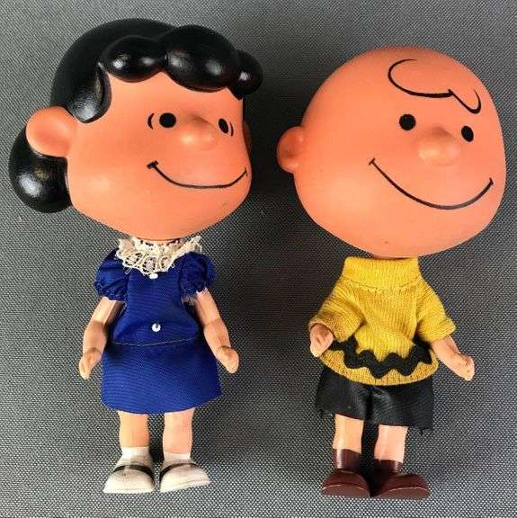 Group of 2 Mattel Charlie Brown Toys - Matthew Bullock Auctioneers