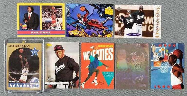 Group of 8 Michael Jordan trading cards - Matthew Bullock Auctioneers