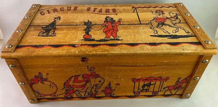 Vintage Circus Stars Toy Chest - Matthew Bullock Auctioneers