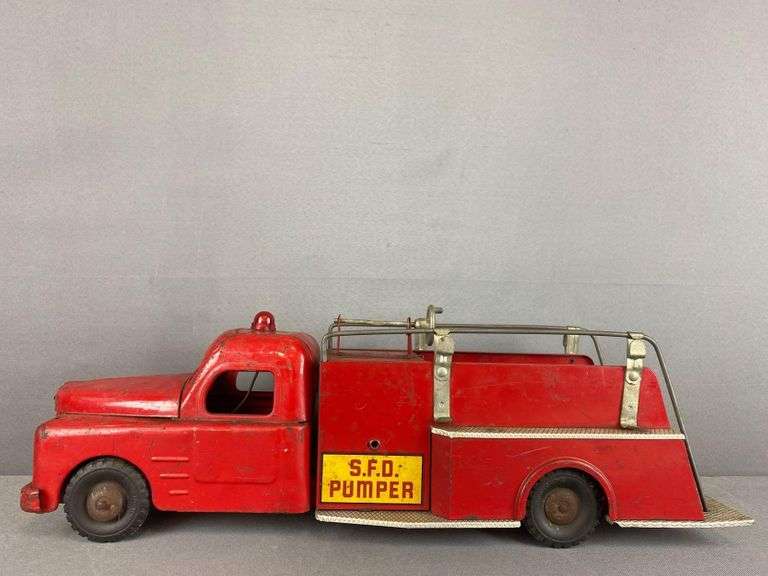 Structo pressed steel SFD Pumper Truck - Matthew Bullock Auctioneers