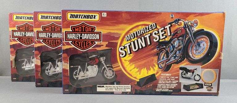 Group of 3 Matchbox Harley Davidson stunt sets - Matthew Bullock ...