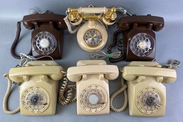 Group of 6 Rotary Phones - Matthew Bullock Auctioneers