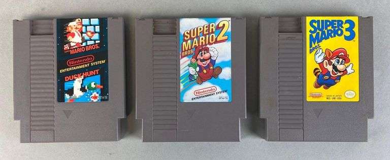 Group of 3 Nintendo NES Game Cartridges - Matthew Bullock Auctioneers