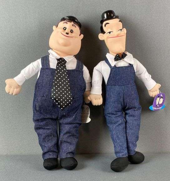 Play by Play Laurel and Hardy Plush Figures - Matthew Bullock Auctioneers