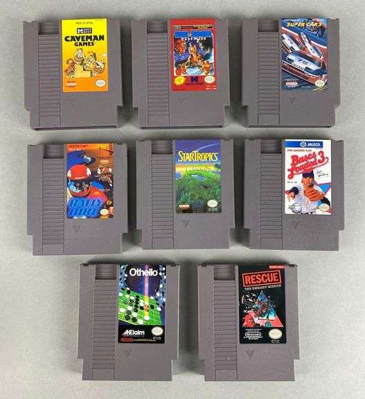 Group of 8 Nintendo NES Game Cartridges - Matthew Bullock Auctioneers