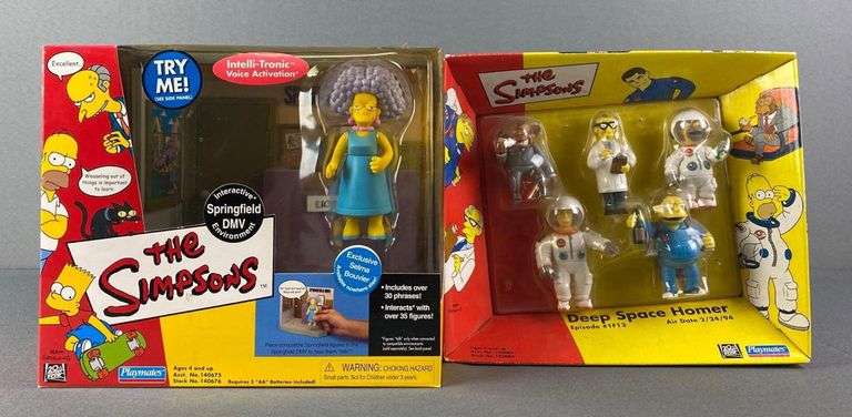 Group of 2 Playmates The Simpsons Figures - Matthew Bullock Auctioneers