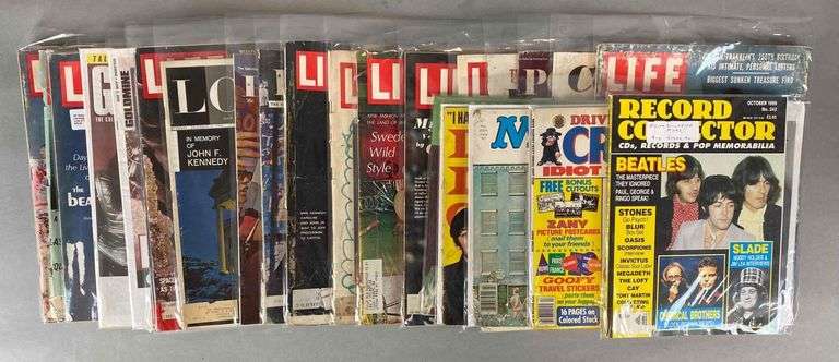 Group of 30 Assorted Magazines - Matthew Bullock Auctioneers