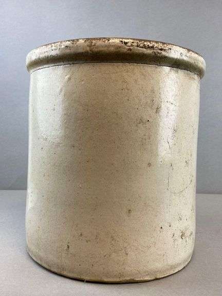 6 Gallon Western Stoneware Crock - Matthew Bullock Auctioneers