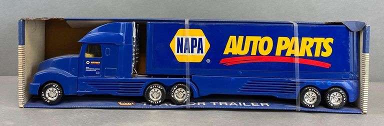 Nylint NAPA Tractor Trailer - Matthew Bullock Auctioneers
