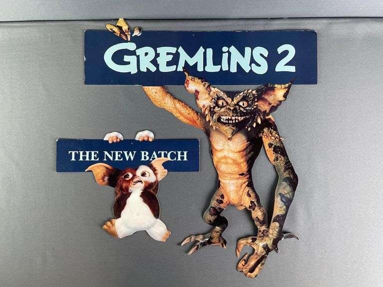Gremlins 2 Hanging Store Display - Matthew Bullock Auctioneers