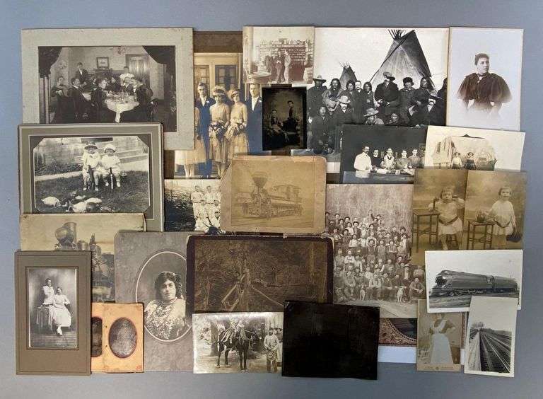 Group of 20+ Assorted Photographs - Matthew Bullock Auctioneers