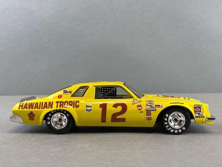 Action Neil Bonnett No. 12 Hawaiian Tropic Stock Car - Matthew Bullock ...