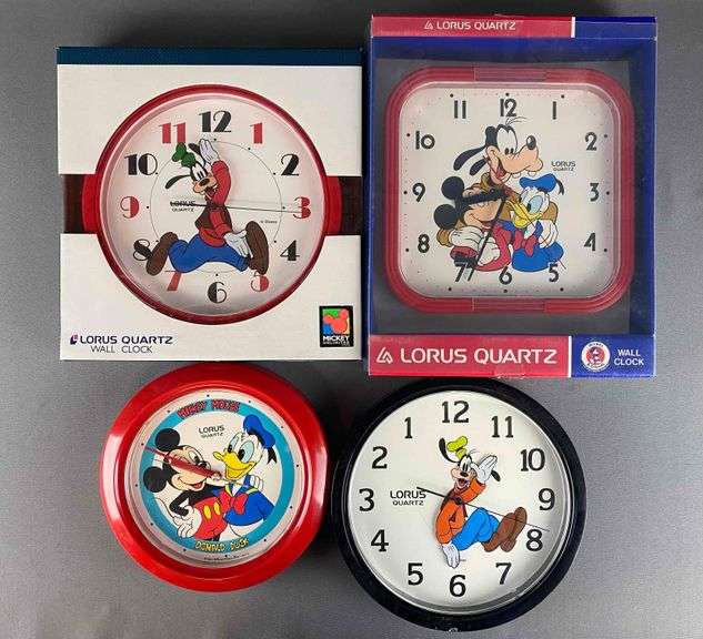 Group of 4 Assorted Disney Clocks - Matthew Bullock Auctioneers