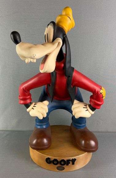 The Walt Disney Gallery Limited Edition 1932 Goofy Statue - Matthew ...
