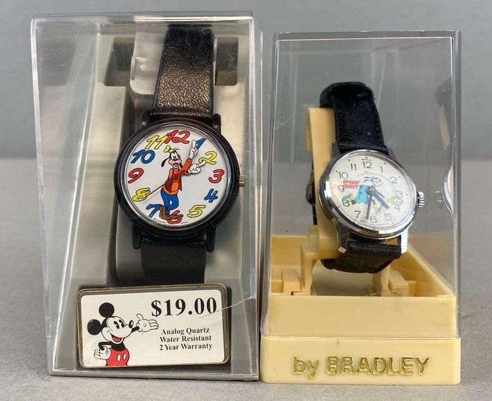Group of 2 Disney Goofy Wrist Watches - Matthew Bullock Auctioneers