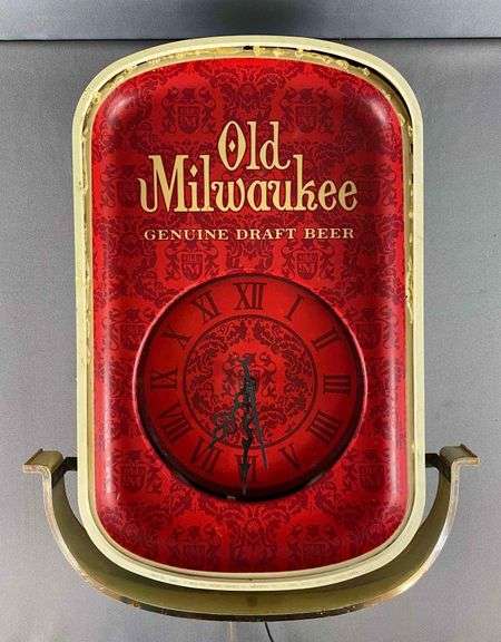 Vintage Old Milwaukee Light up advertising Clock - Matthew Bullock ...