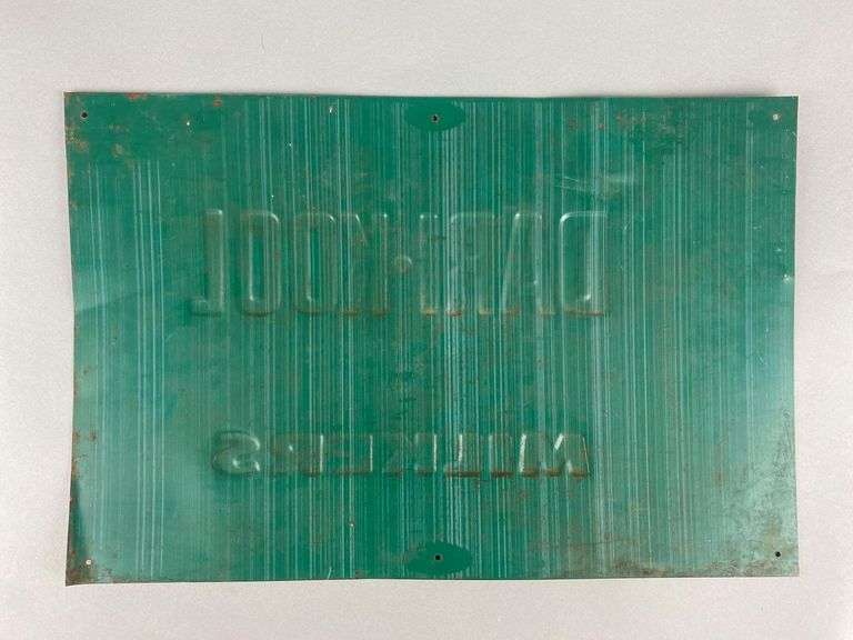 Dari-Kool Bow Matic Milkers Metal Advertising Sign - Matthew Bullock ...