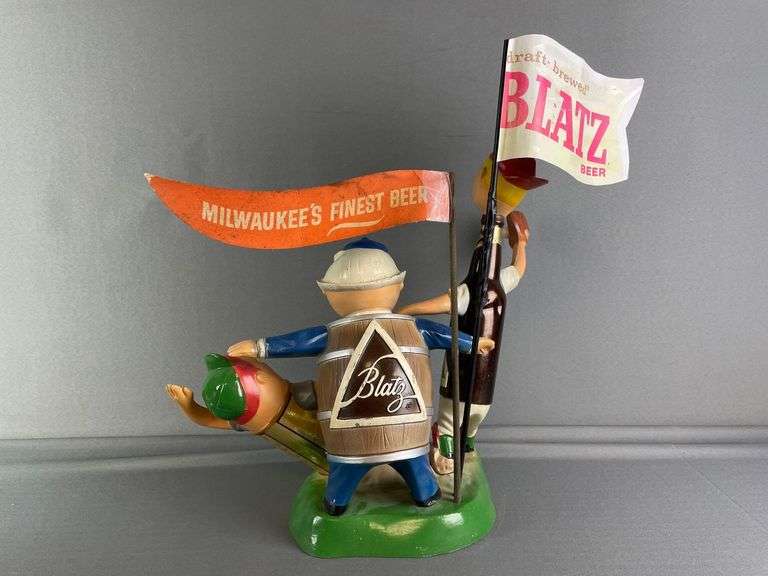 Vintage Blatz Beer Baseball Back Bar Advertising Statue - Matthew Bullock Auctioneers