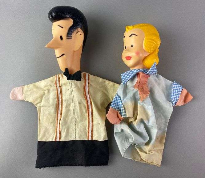 Group of 2 Dennis the Menace Hand Puppets - Matthew Bullock Auctioneers