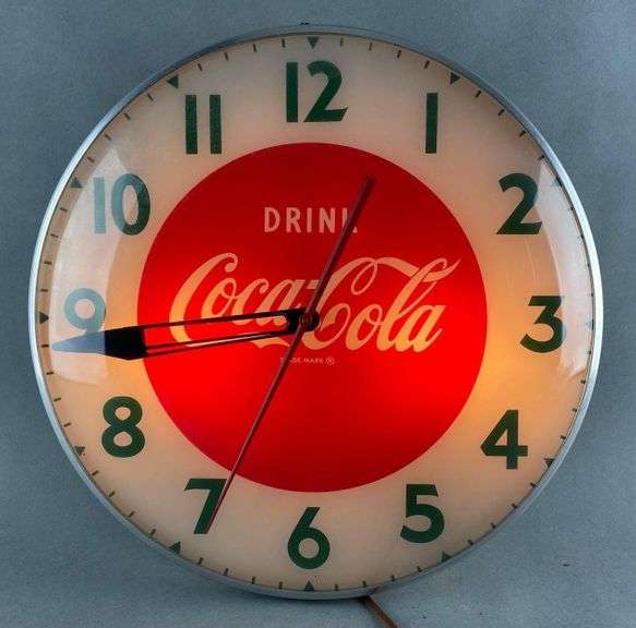 Vintage Coca Cola Light Up Advertising Clock - Matthew Bullock Auctioneers