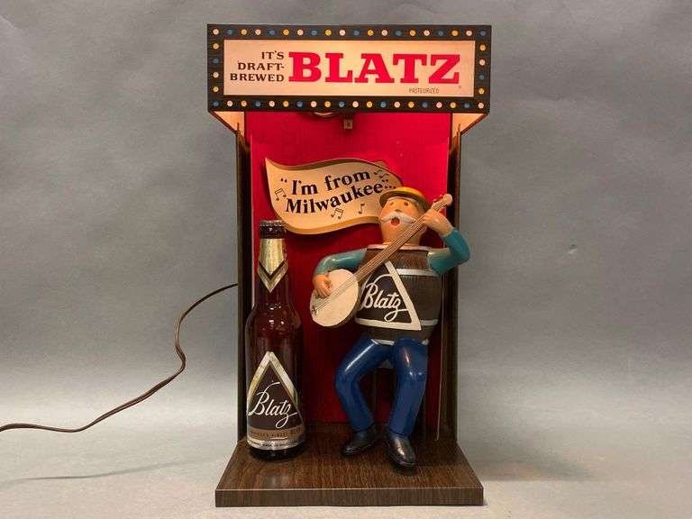 Vintage Blatz Beer Banjo Player/Singer Advertising Sign - Matthew ...