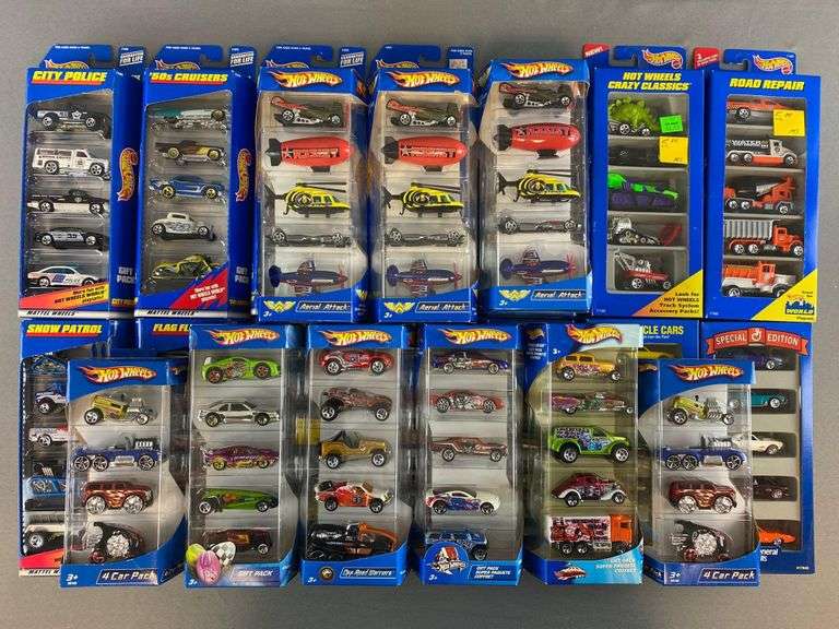 Group of 22 assorted Hot Wheels Gift Sets - Matthew Bullock Auctioneers