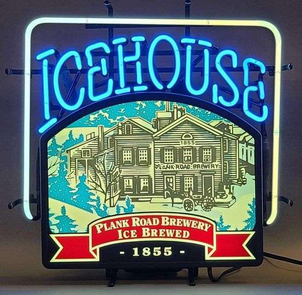 Icehouse Light Up Advertising Neon Sign - Matthew Bullock Auctioneers