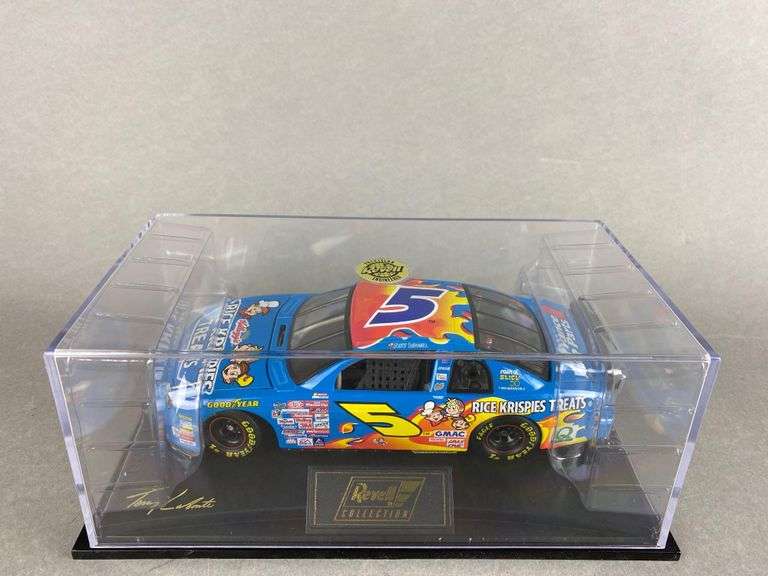 Revell Terry Labonte No. 5 Stock Car - Matthew Bullock Auctioneers