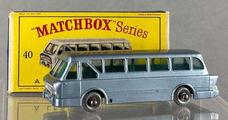Matchbox No. 40 Long Distance Coach - Matthew Bullock Auctioneers