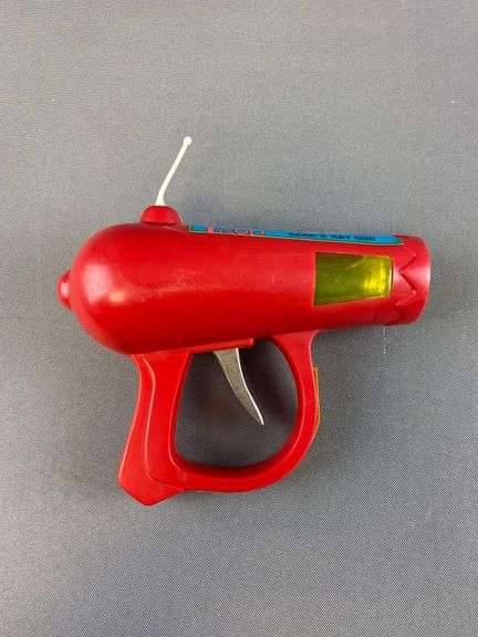 Walt Disney Magic Kingdom on Ice Tron Sparking Ray Gun - Matthew ...