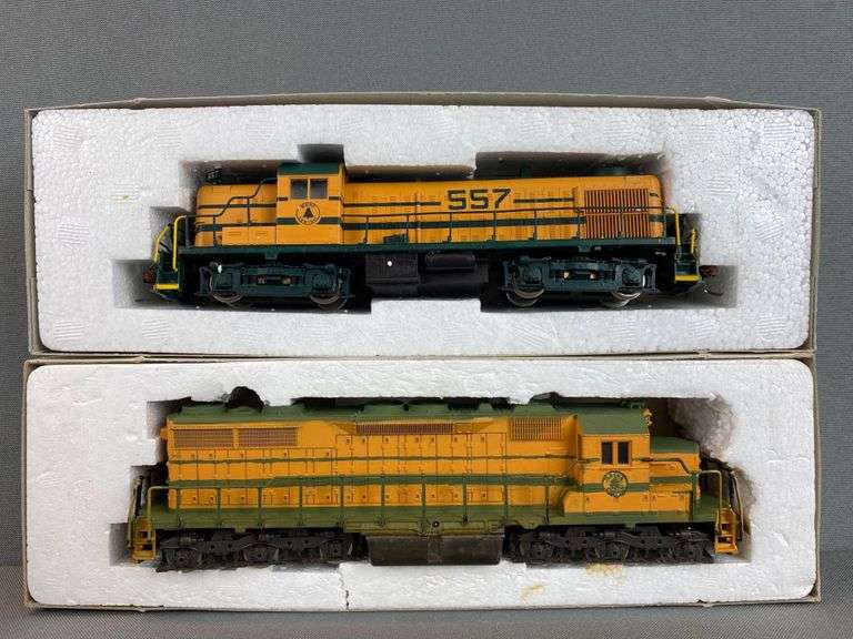 2 Atlas HO Scale Diesel Locomotives - Matthew Bullock Auctioneers