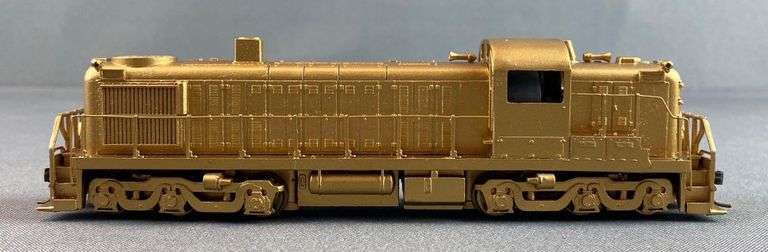 Brass HO Scale Hobby Town ALCO Road Switcher Diesel Locomotive ...