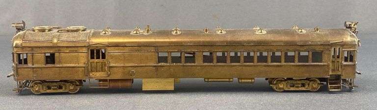 Brass HO Passenger Car - Matthew Bullock Auctioneers