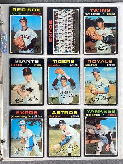 Binder of 1971 Topps Baseball Cards - Matthew Bullock Auctioneers