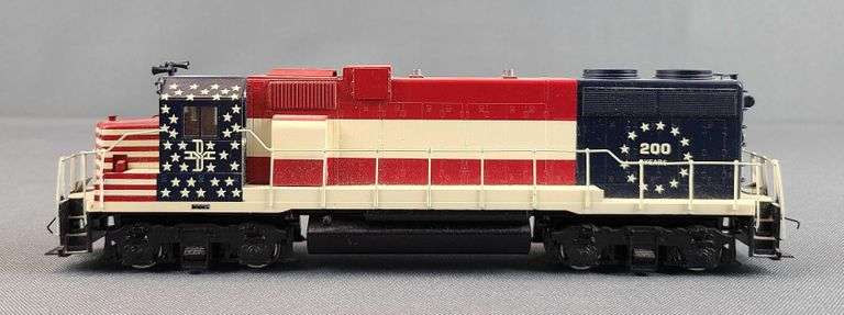 Alco HO Scale Bicentennial Brass Diesel Engine - Matthew Bullock ...