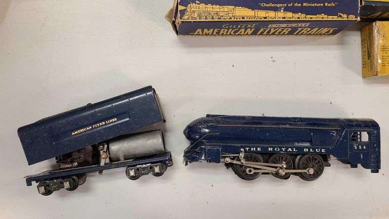 Group of Gilbert American Flyer Train Cars - Matthew Bullock Auctioneers