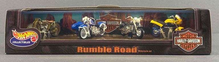 Hot-Wheels Harley-Davidson Rumble Road Motorcycle Set - Matthew Bullock ...