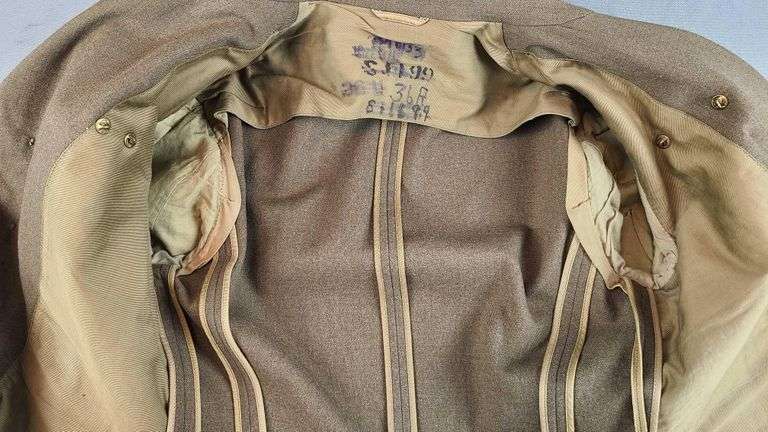 WW2 US Army Enlisted Tech Sergeant Uniform - Matthew Bullock Auctioneers