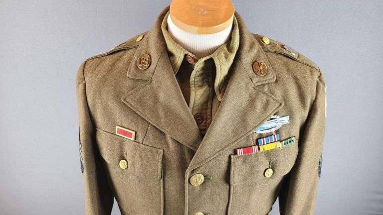 WW2 US Army Enlisted Tech Sergeant Uniform - Matthew Bullock Auctioneers