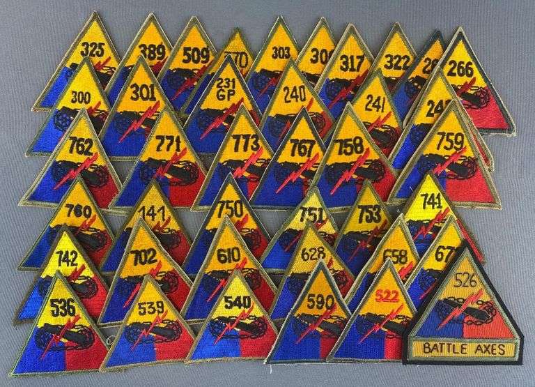 Group of 40 US Military Armor Patches - Matthew Bullock Auctioneers