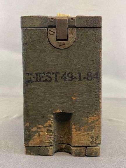 WW1 US Wood Ammunition Box - Matthew Bullock Auctioneers
