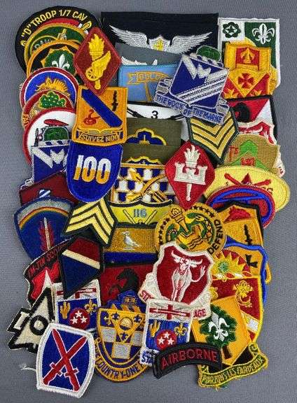 Group of 45+ Current US Military Patches - Matthew Bullock Auctioneers