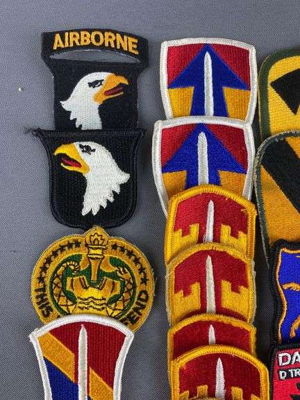 Group of 25 US Military Vietnam Era Patches - Matthew Bullock Auctioneers