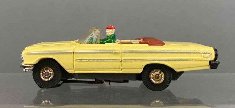 1963 Galaxie Aurora Thunderjet 500 Slot Car - Matthew Bullock Auctioneers