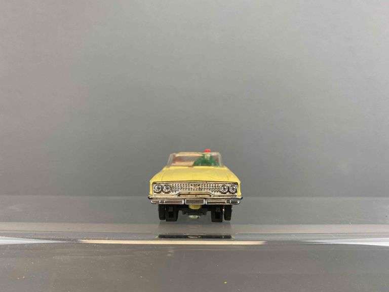 1963 Galaxie Aurora Thunderjet 500 Slot Car - Matthew Bullock Auctioneers