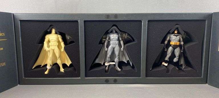 Jim Lee Artist Signature Series Batman Hush Action Figure Set - Matthew ...