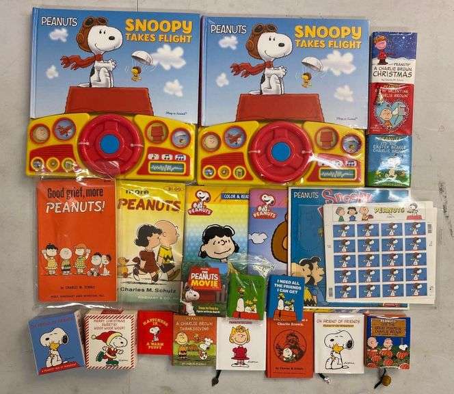 Group of 20+ Assorted Peanuts Items - Matthew Bullock Auctioneers