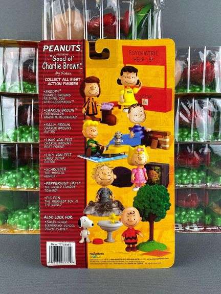 Group of 10 Playing Mantis Peanuts Good Ol Charlie Brown Figures ...