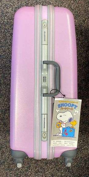 Peanuts Snoopy Suitcase - Matthew Bullock Auctioneers