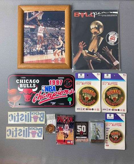 Chicago Bulls memorabilia collection - Matthew Bullock Auctioneers